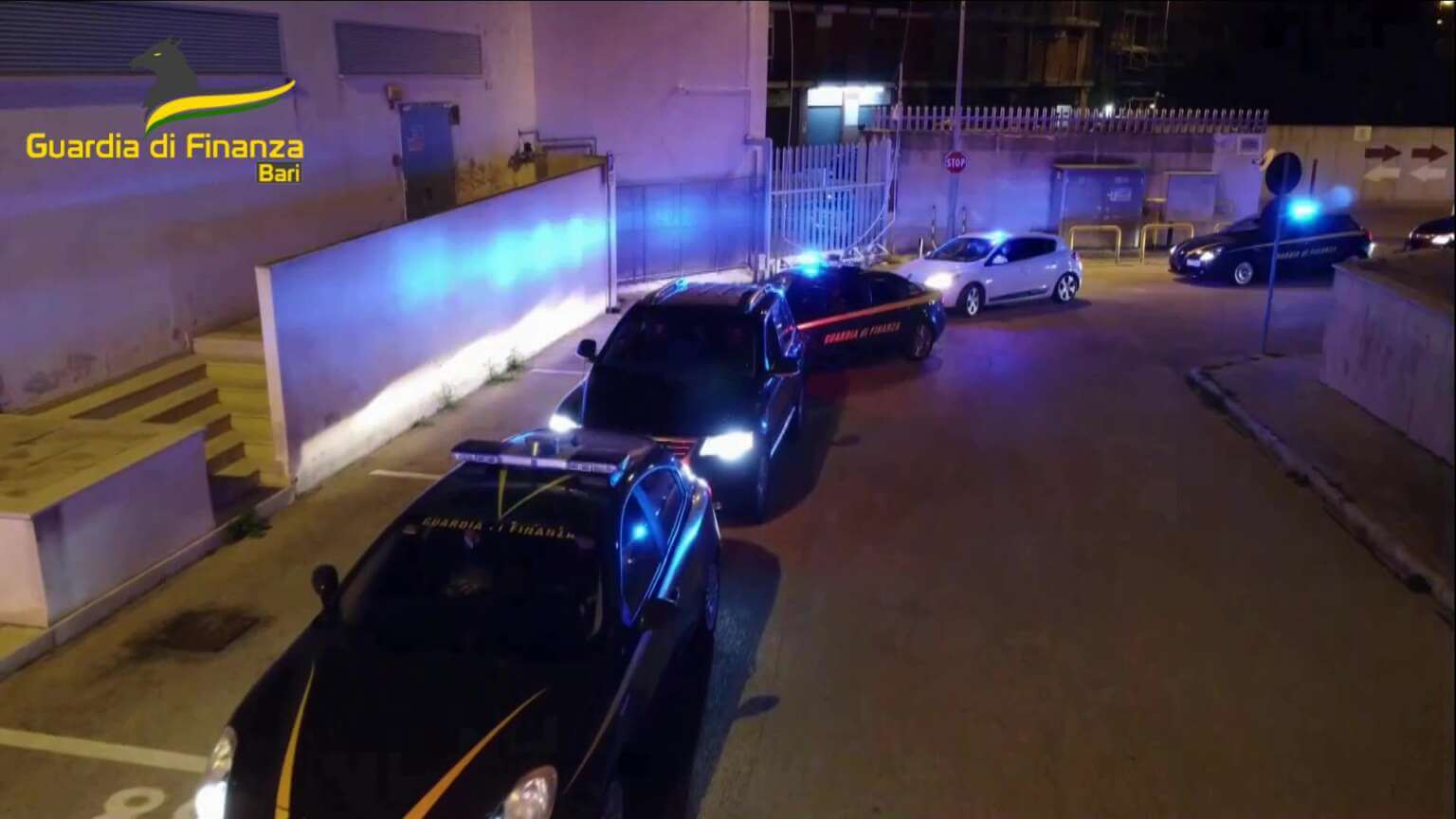 Fatture false per operazioni inesistenti: 10 arresti nel Barese