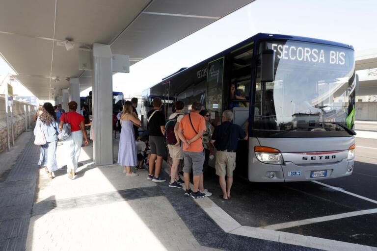 Entra in funzione il nuovo terminal bus di Bari Centrale