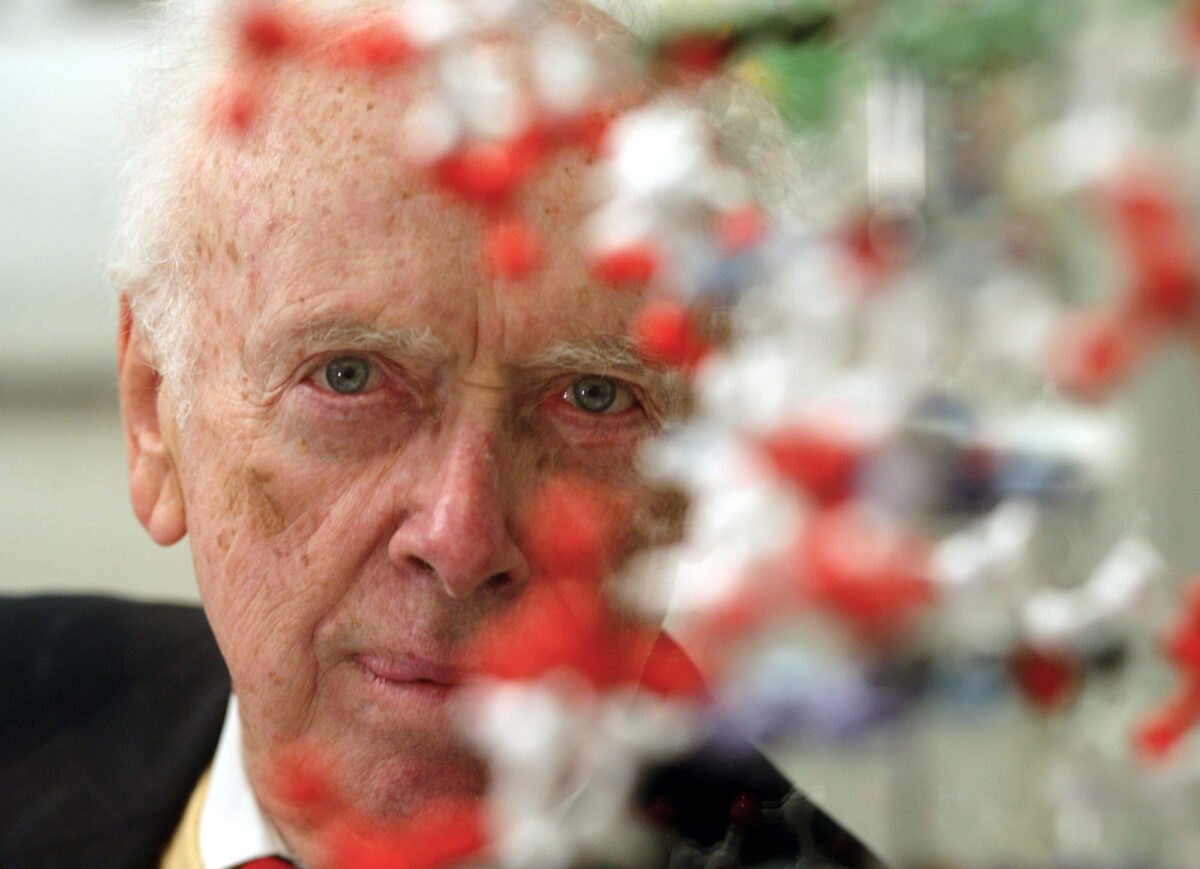 Addio a James Watson, Nobel per la scoperta del Dna: a 97 anni muore il ...