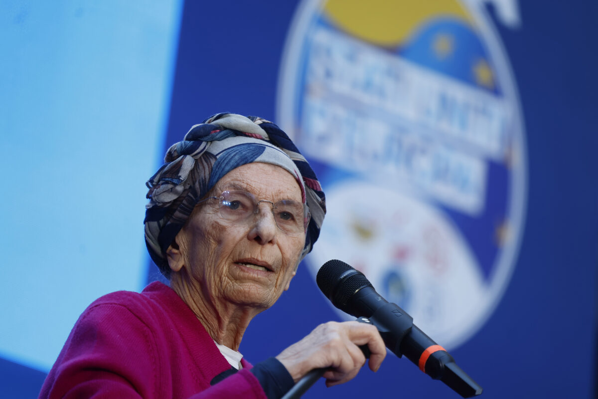 Emma Bonino in terapia intensiva per una grave crisi respiratoria